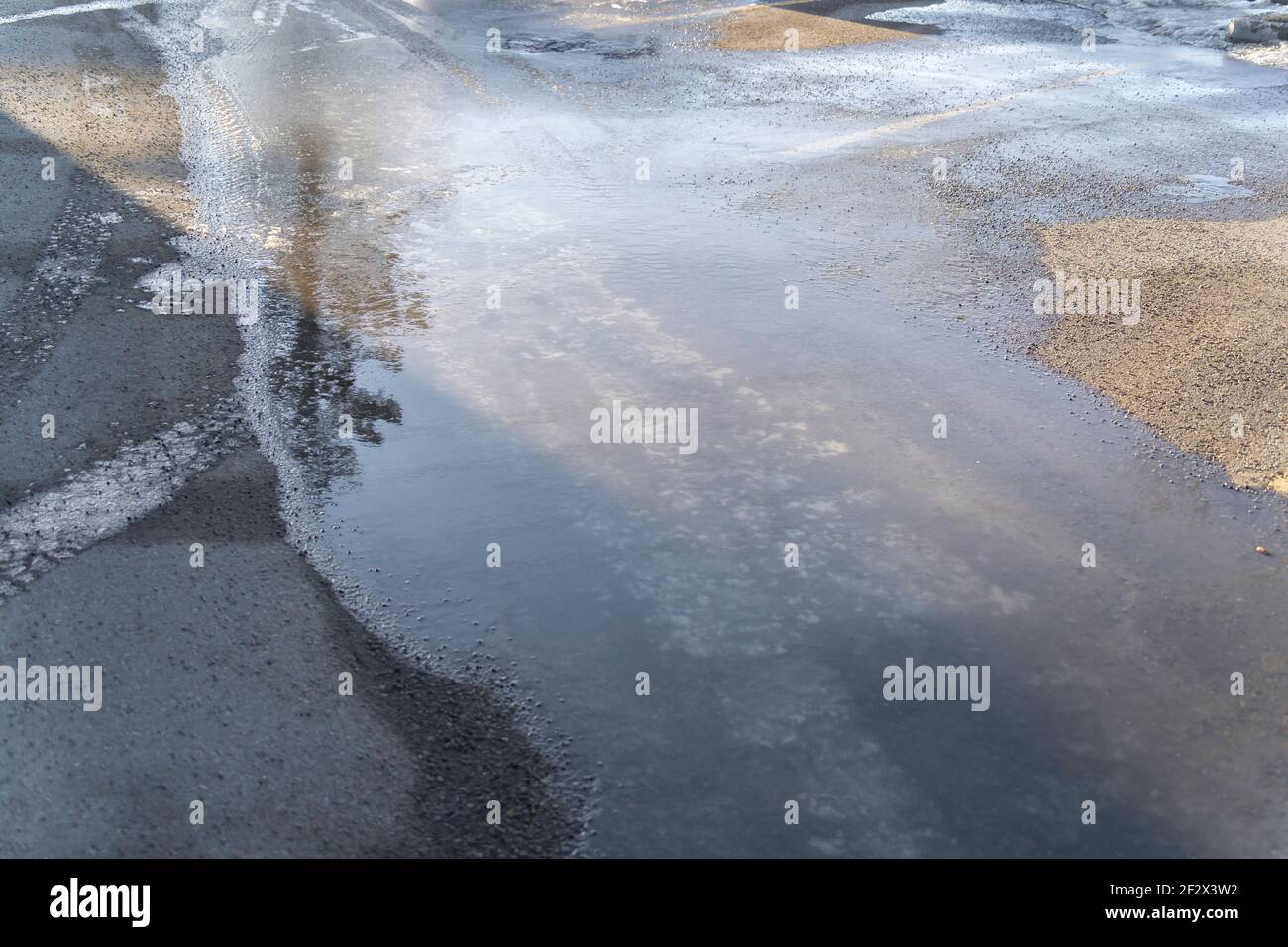 Ice patches hi-res stock photography and images - Alamy
