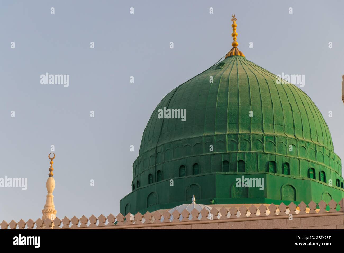 Green Dome of Masjid Nabawi. Prophet's Mosque. Holy Mosque in Medina ...