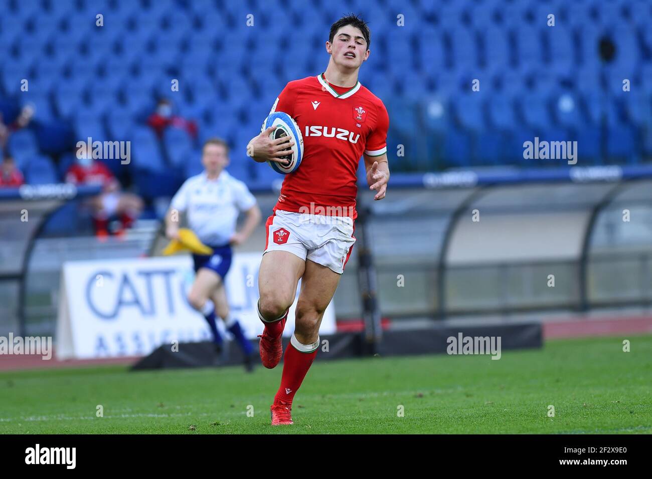 Louis rees zammit 2021 wales hi-res stock photography and images - Alamy