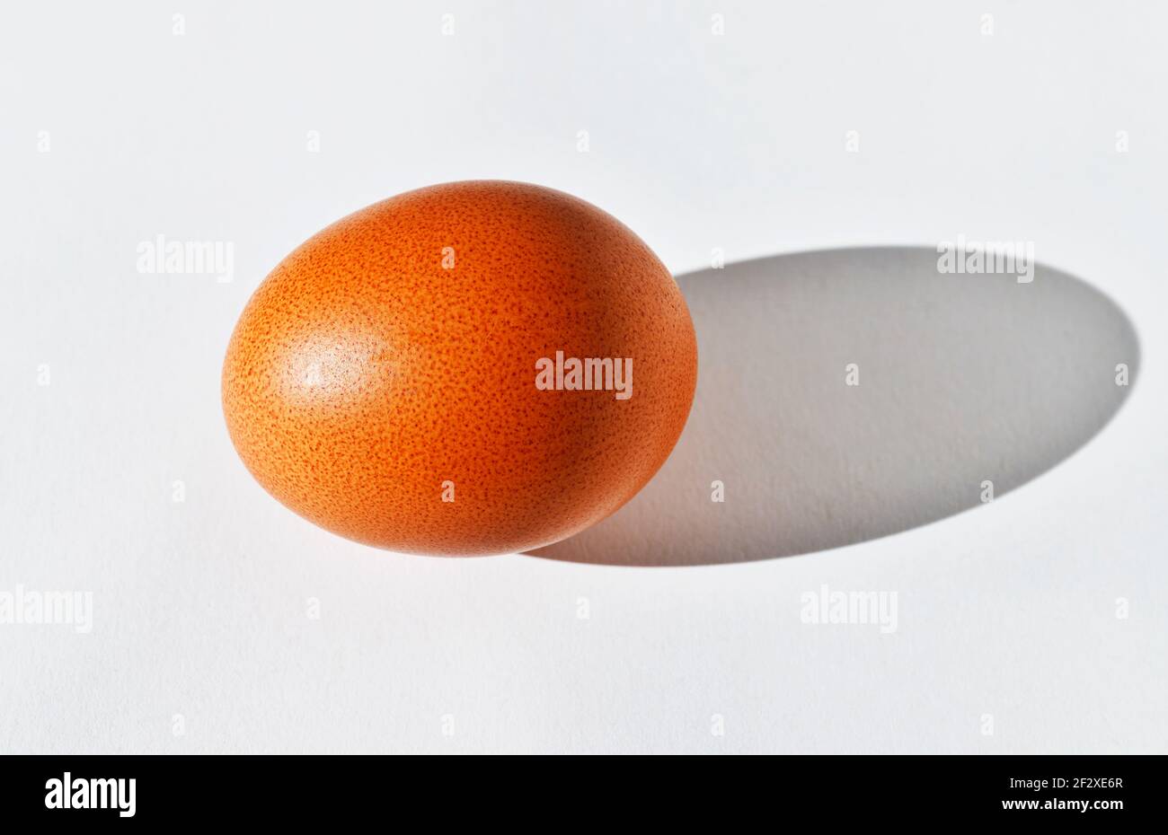 Uncooked egg hi-res stock photography and images - Alamy