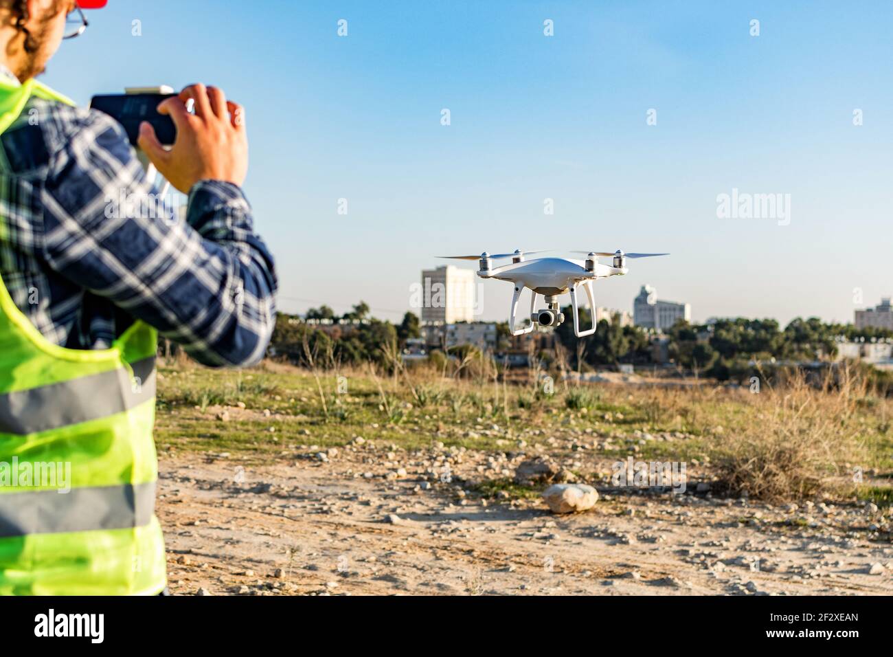Construction worker operating hi-res stock photography and images - Alamy