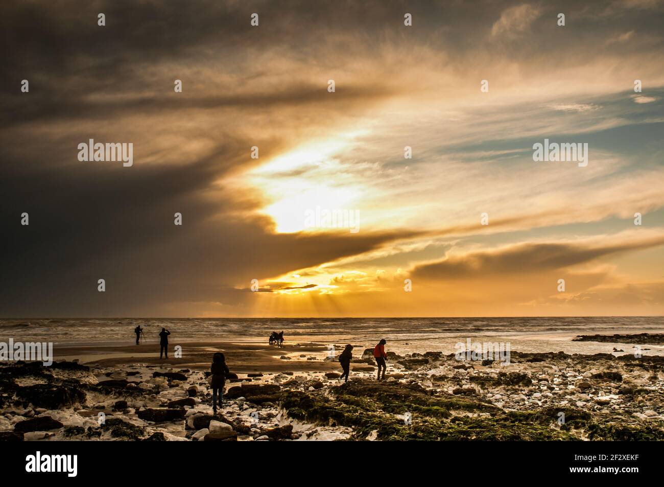 End rain hail storm hi-res stock photography and images - Alamy