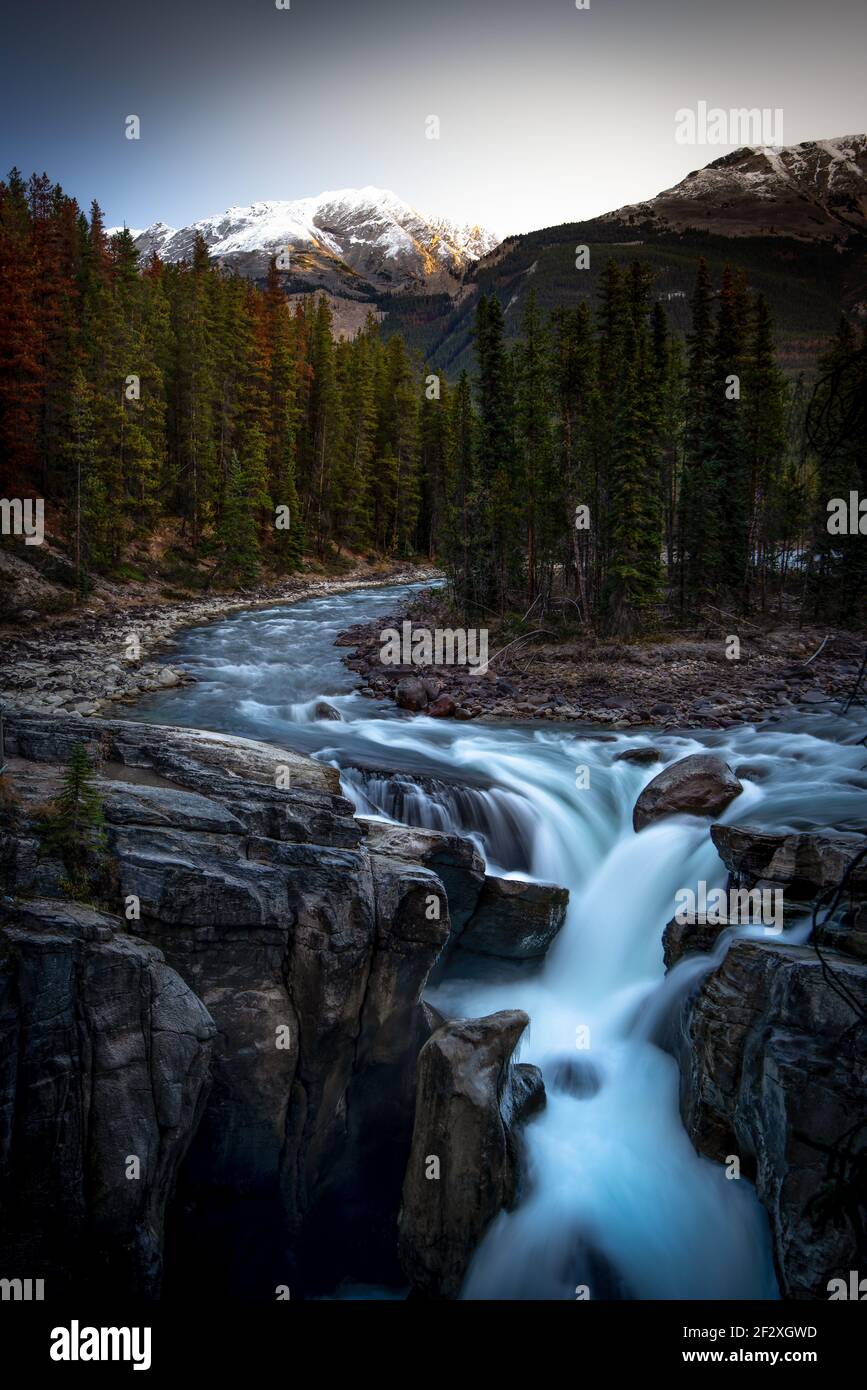 Sunwapta falls in jasper national park hi-res stock photography and ...