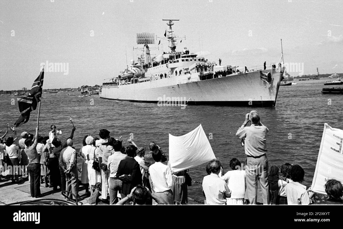 Falklands families Black and White Stock Photos & Images - Alamy