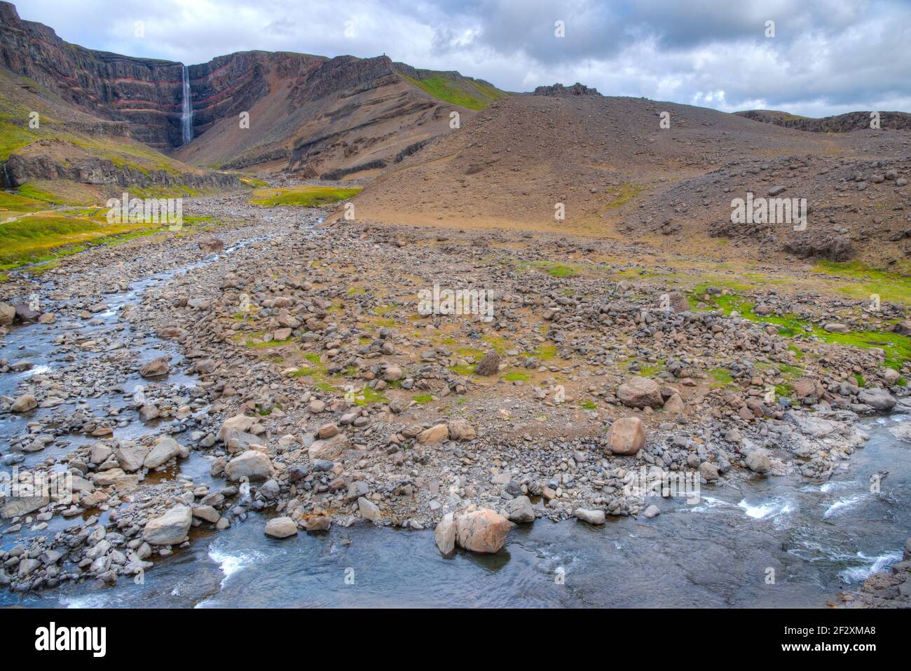 Hengifoss basalt column hi-res stock photography and images - Alamy