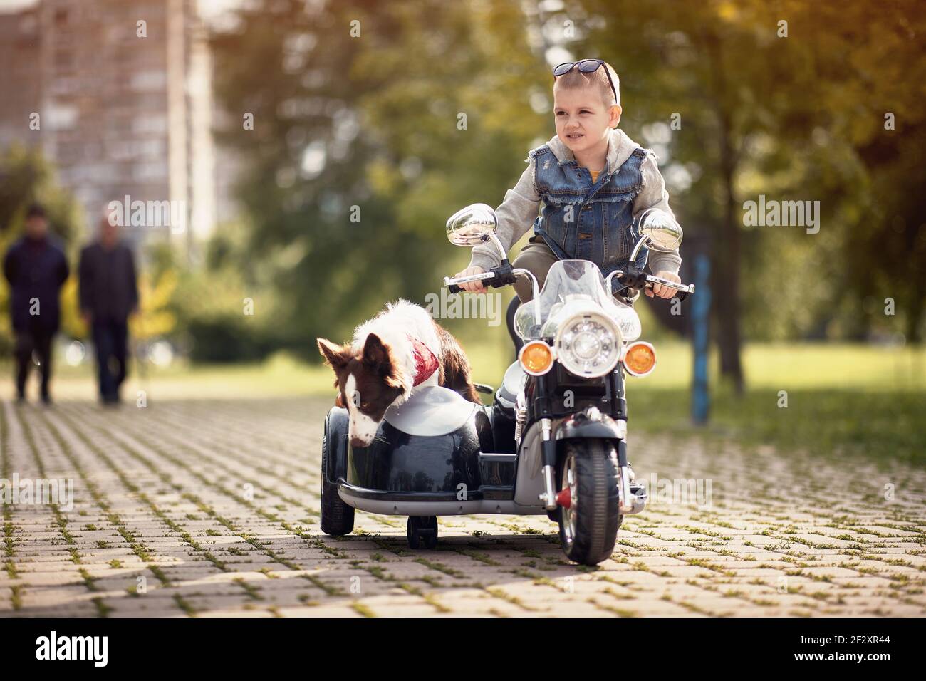 Motorcycle sidecar kid hi-res stock photography and images - Alamy