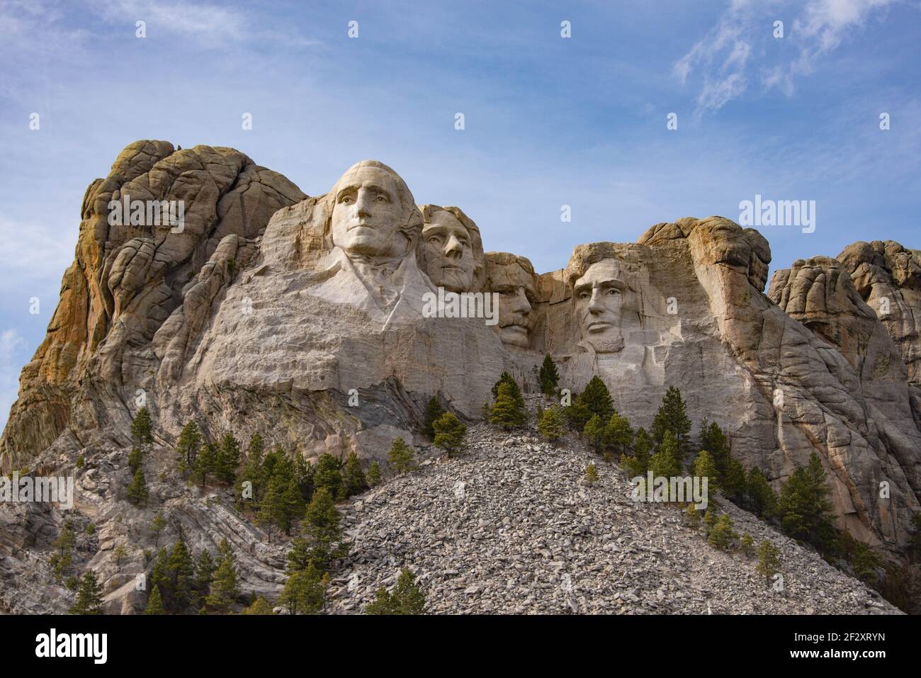 Mount rushmore sculptures of presidents george washington hi-res stock ...
