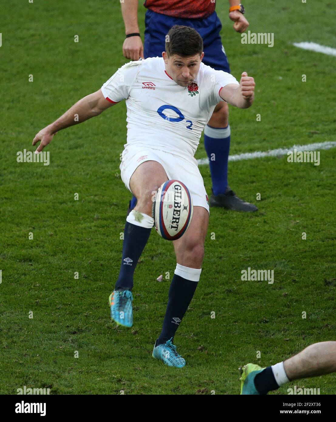 Box kick hi-res stock photography and images - Alamy