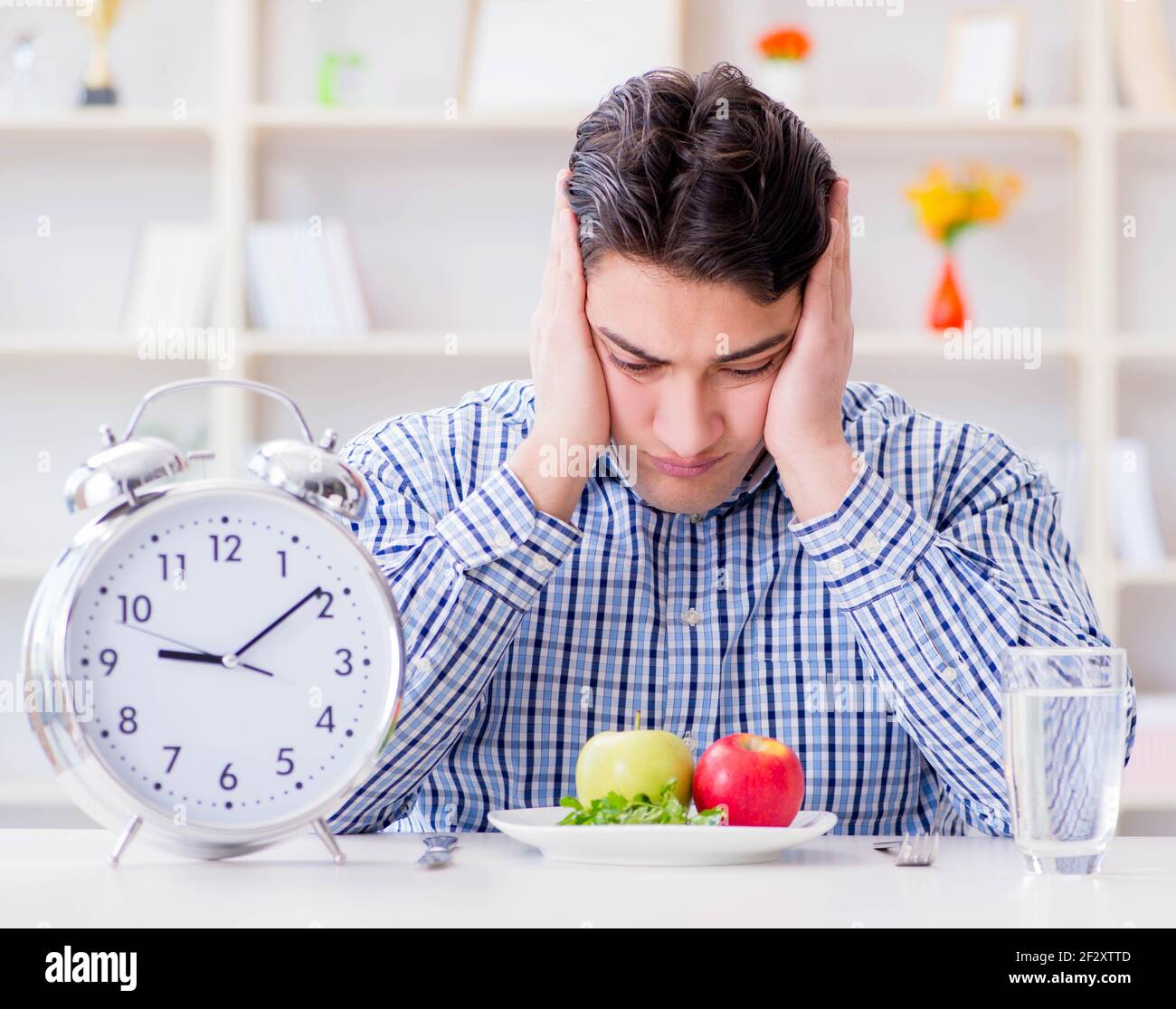 The concept of slow service in the restaurant Stock Photo - Alamy
