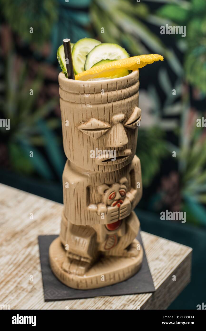 Tiki drink hi-res stock photography and images - Alamy