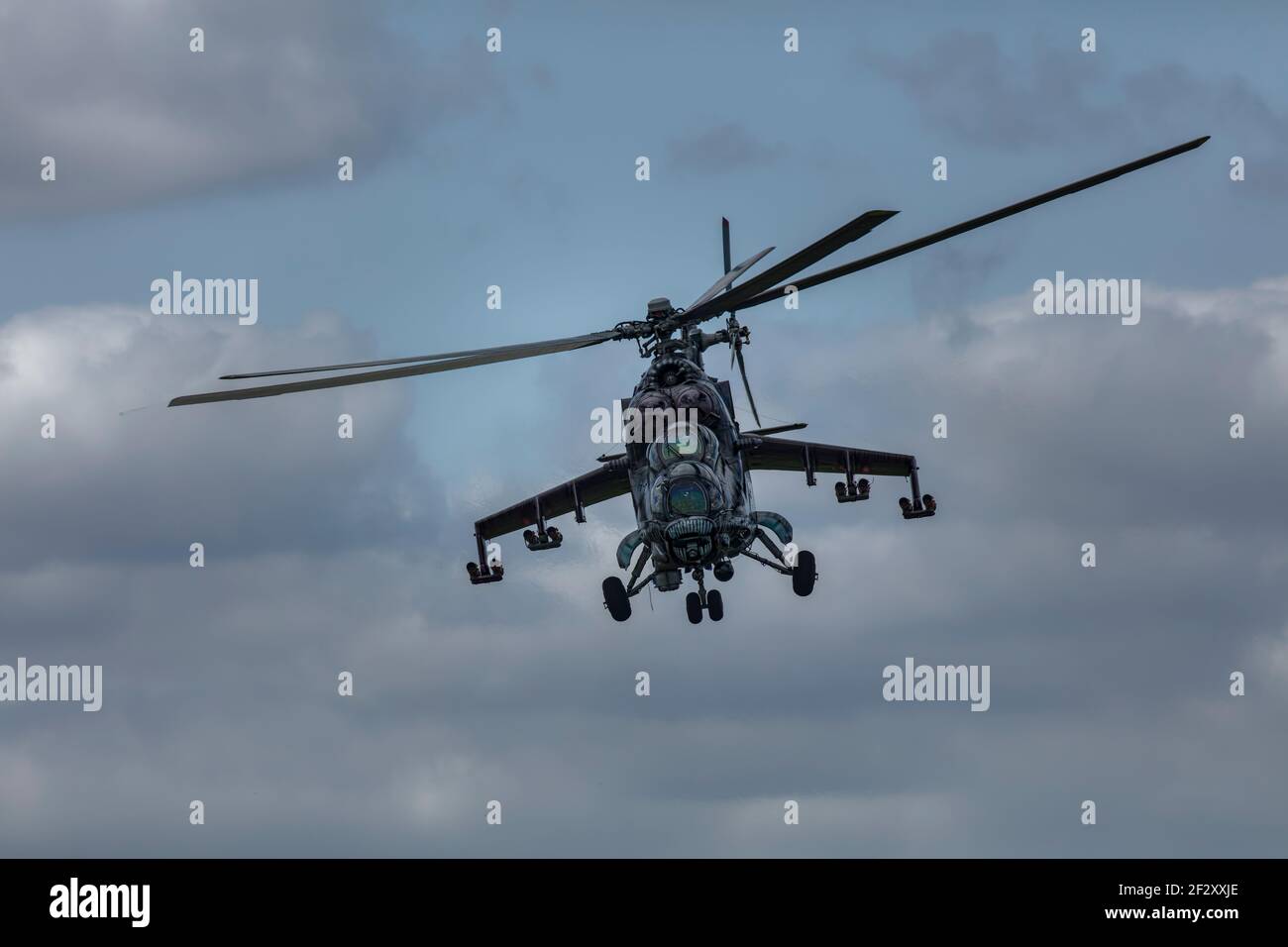 Mil mi 35 helicopter hi-res stock photography and images - Alamy