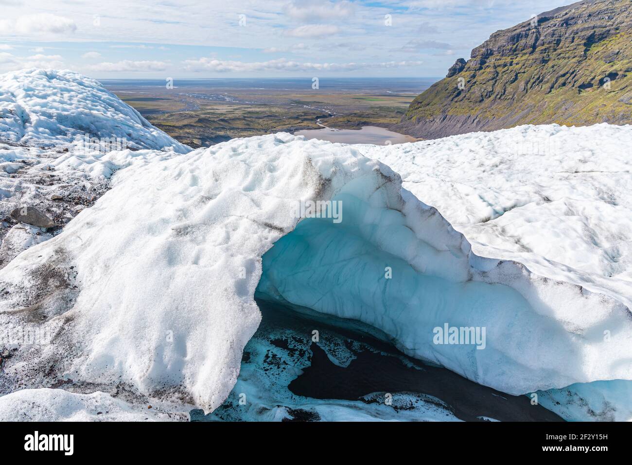 Ice climbing on glacier vatnajokull hi-res stock photography and images ...