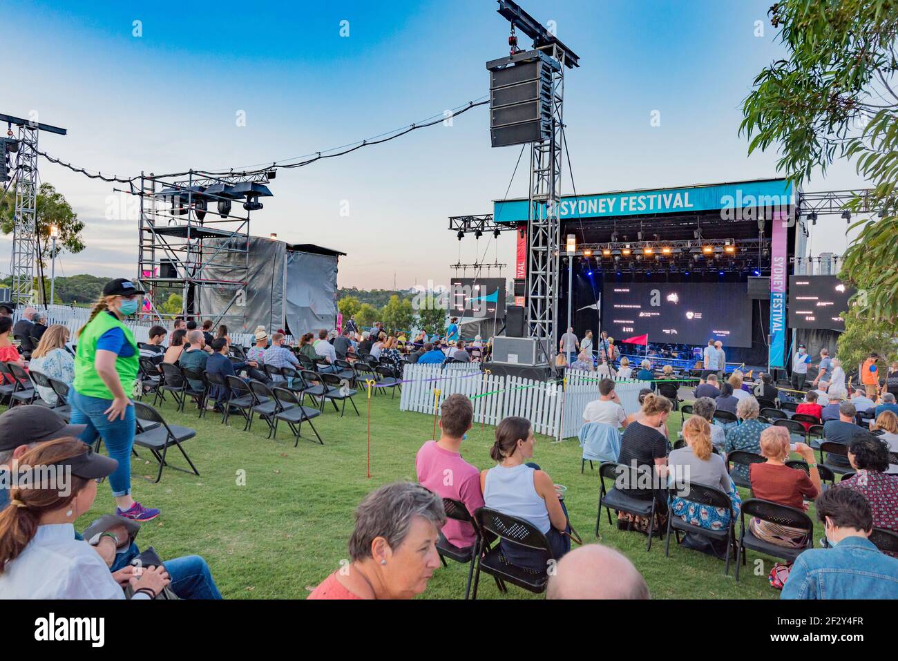 Outdoor concert stage hi-res stock photography and images - Alamy
