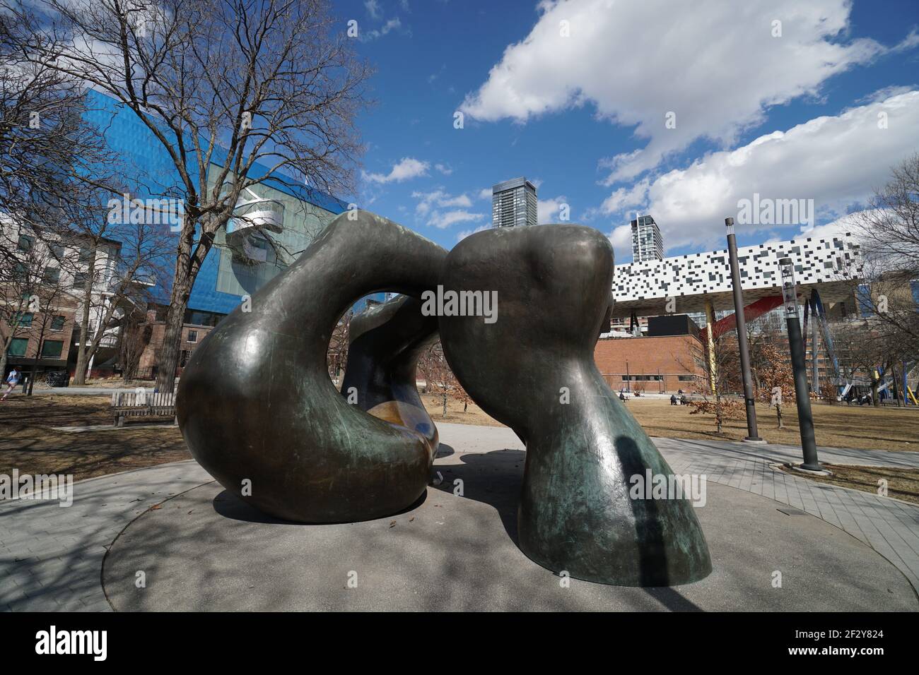 Toronto, Grange Park, with Art Gallery of Ontario, Ontario College of ...