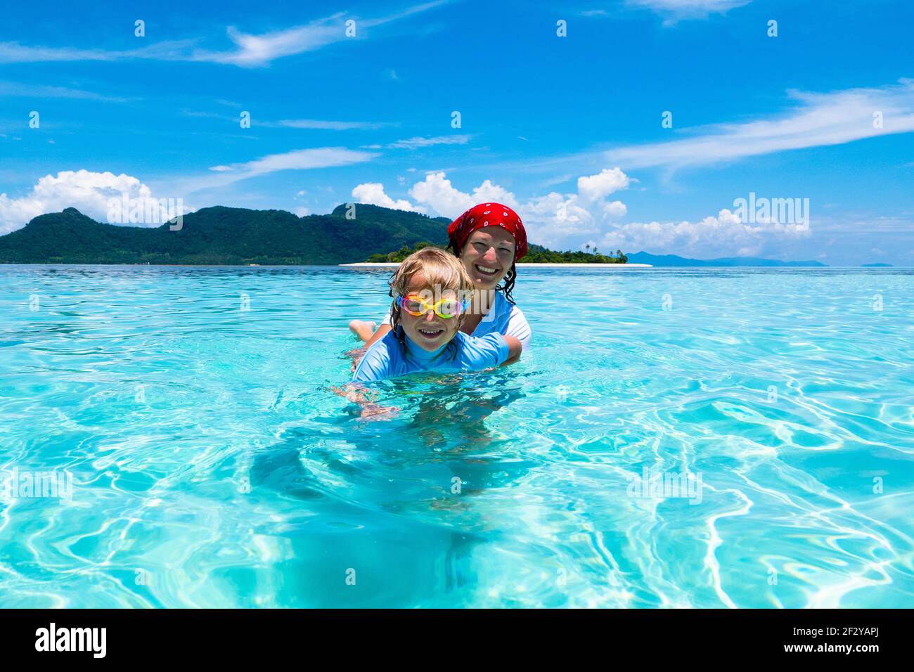 Parent maldives hi-res stock photography and images - Alamy