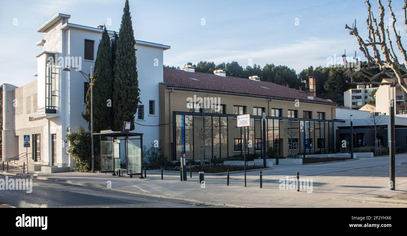Gardanne : Maison du Peuple 2021 Stock Photo - Alamy