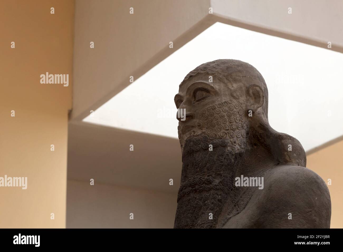 King shalmaneser iii hi-res stock photography and images - Alamy