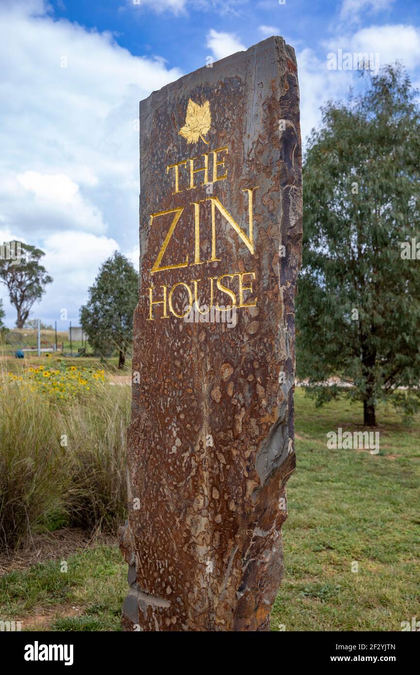 Zin house hi-res stock photography and images - Alamy