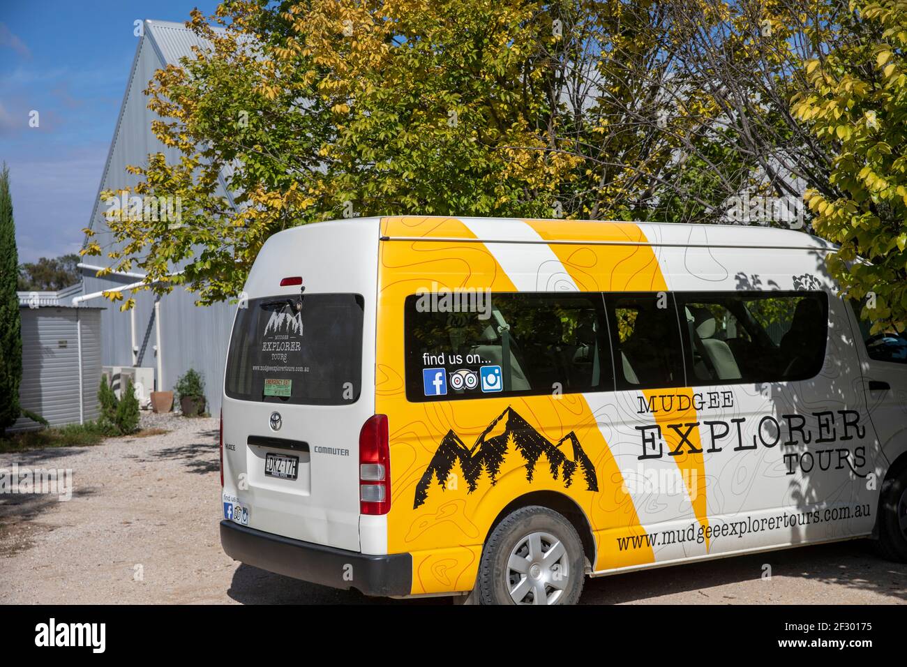 Mudgee explorer tour bus for the vineyards in Mudgee region,NSW ...