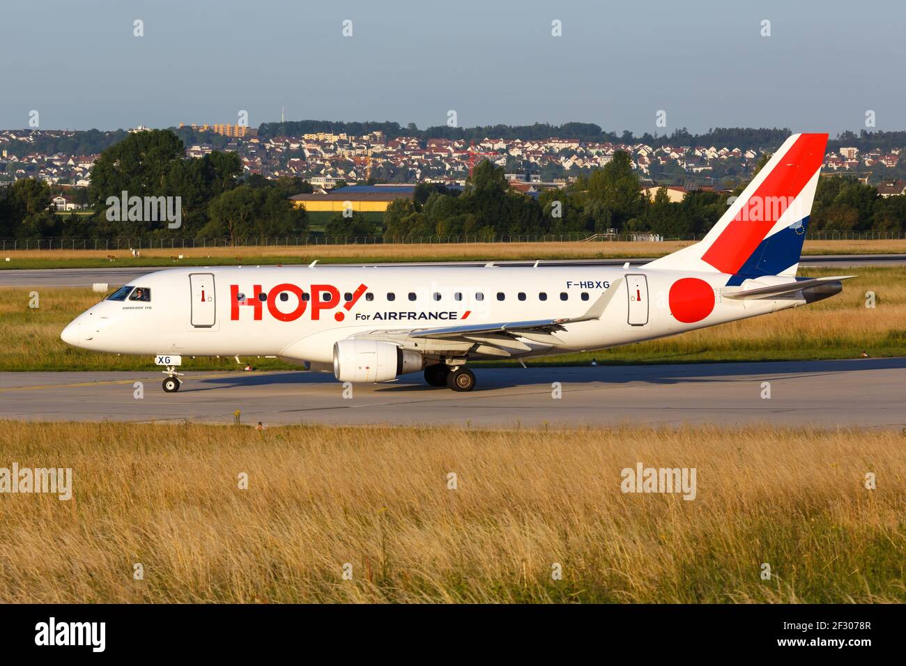 Hop air france, embraer hi-res stock photography and images - Alamy