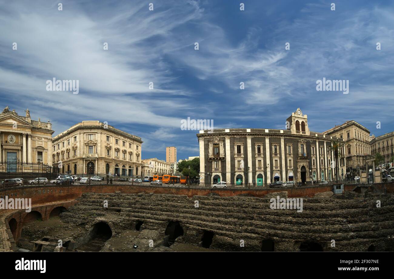 Catania Roman Amphitheatre (panorama), Sicily, southern Italy Stock ...