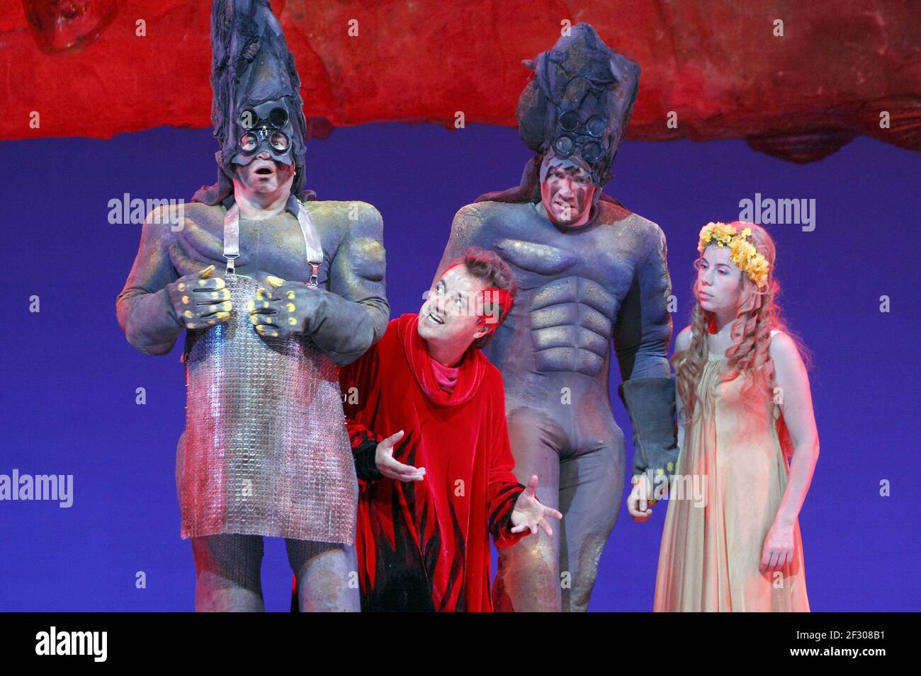 l-r: Gennady Bezzubenkov (Fafner), Oleg Balashov (Loge), Vadim Kravets ...