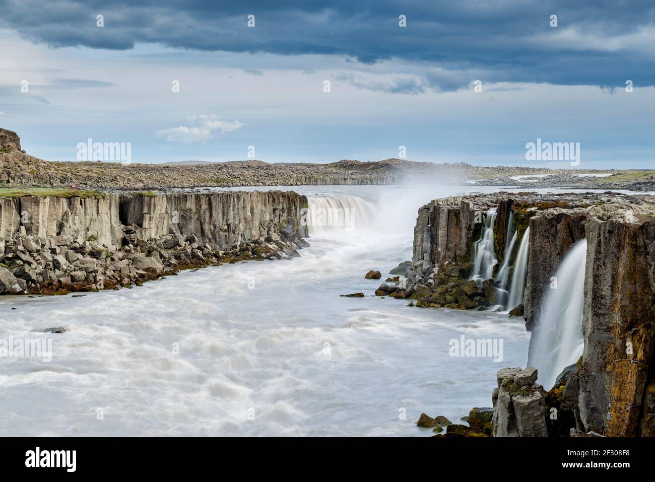 Cascades of Selfoss waterfall in Vatnajokull National Park,Iceland ...