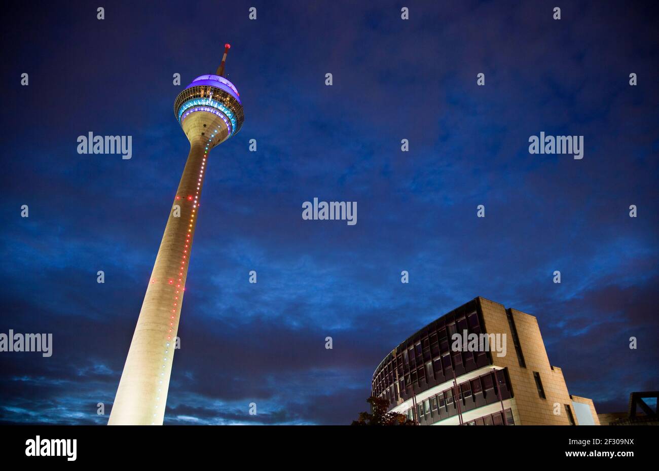 Rheinturm duesseldorf hi-res stock photography and images - Alamy
