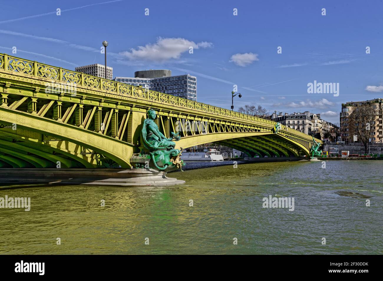 Mirabeau Bridge High Resolution Stock Photography and Images - Alamy