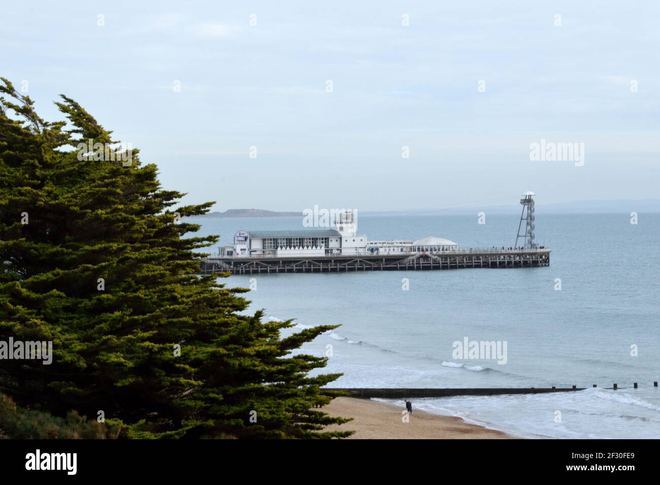 Empty beach sea during lockdown hi-res stock photography and images - Alamy