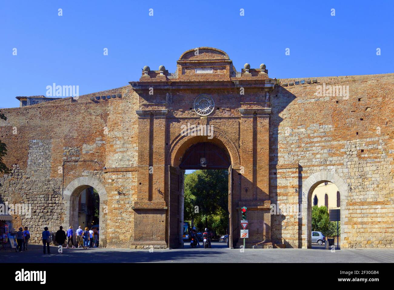 Siena gate hi-res stock photography and images - Alamy
