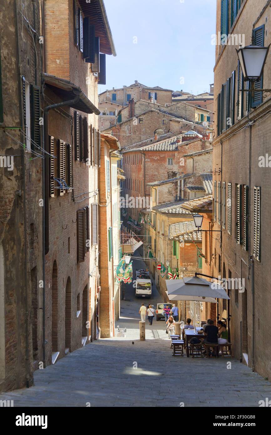 Old town in siena hi-res stock photography and images - Alamy