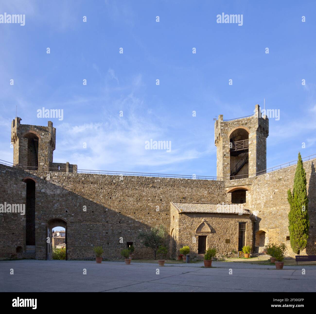 Fortezza italy hi-res stock photography and images - Alamy