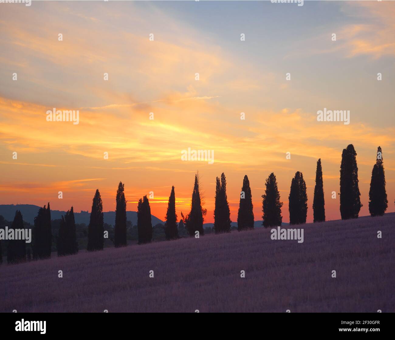 Beautiful sunset tuscany hi-res stock photography and images - Alamy