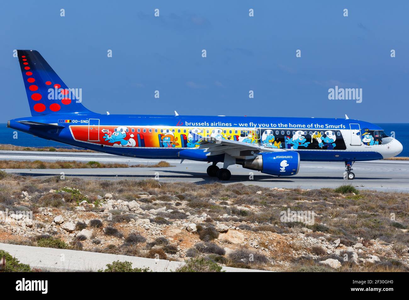 The smurfs hi-res stock photography and images - Alamy