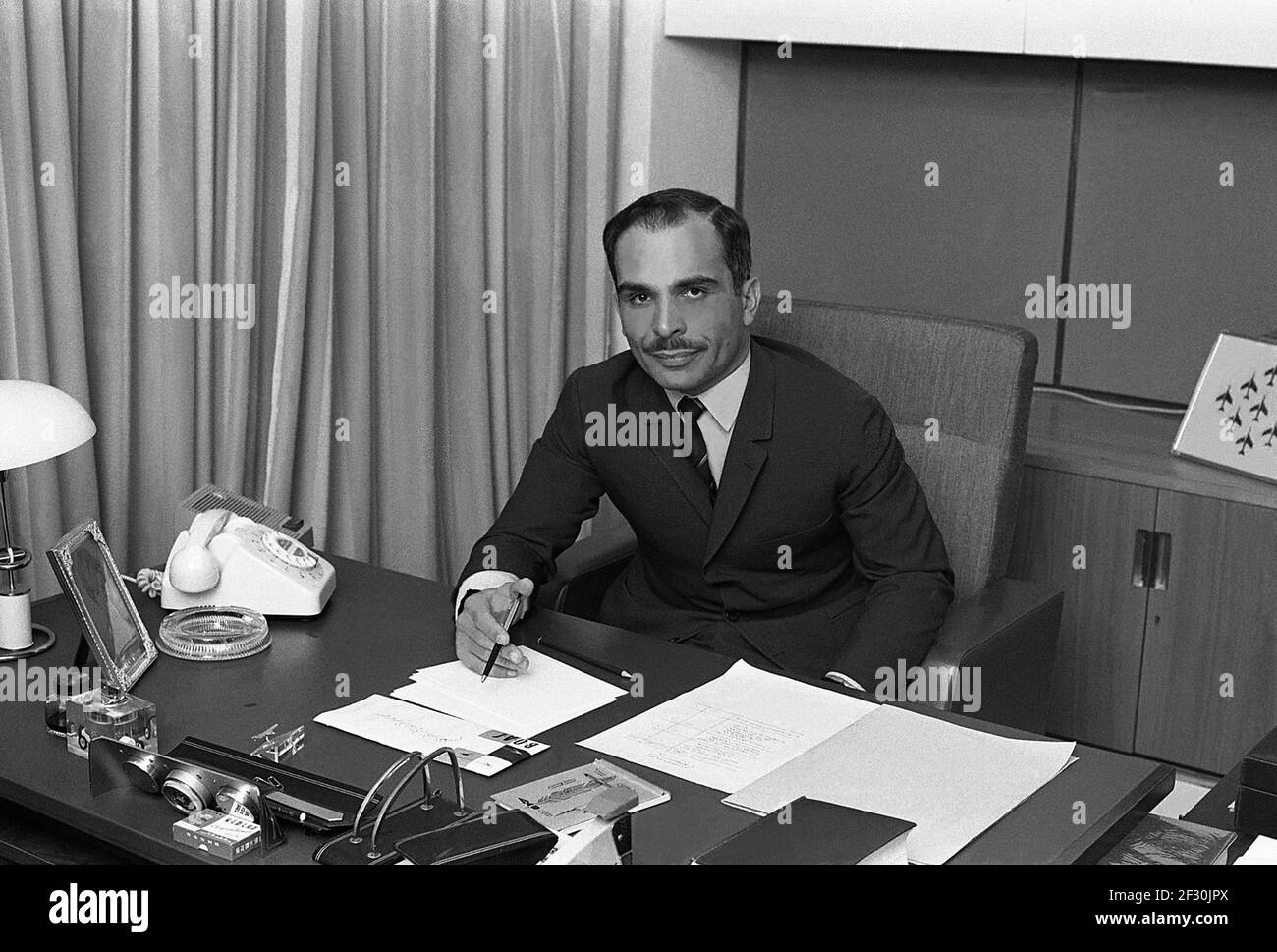 Royal king hussein of jordan hi-res stock photography and images - Alamy