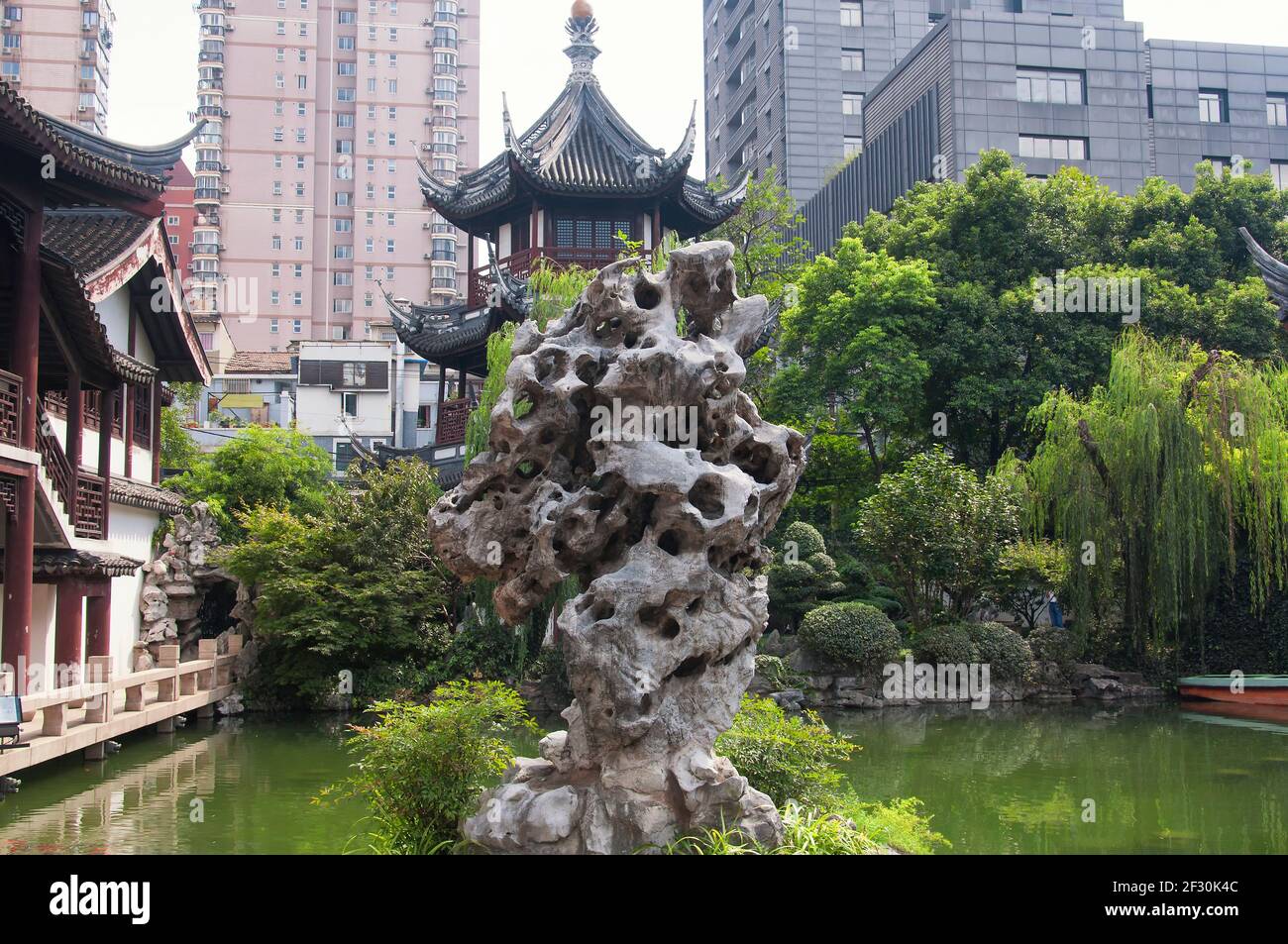 Kui gate hi-res stock photography and images - Alamy