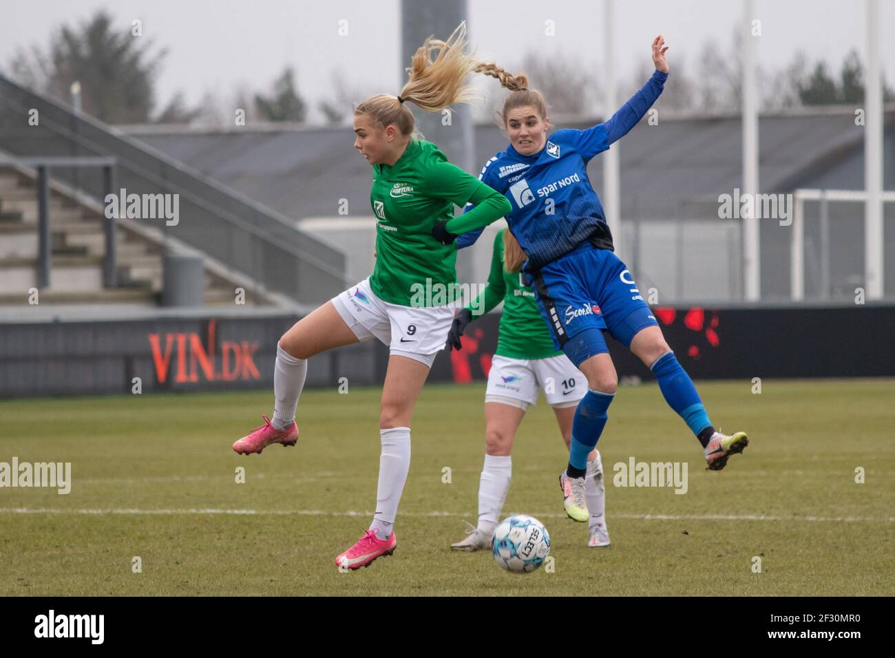 Sofie lundgaard hi-res stock photography and images - Alamy