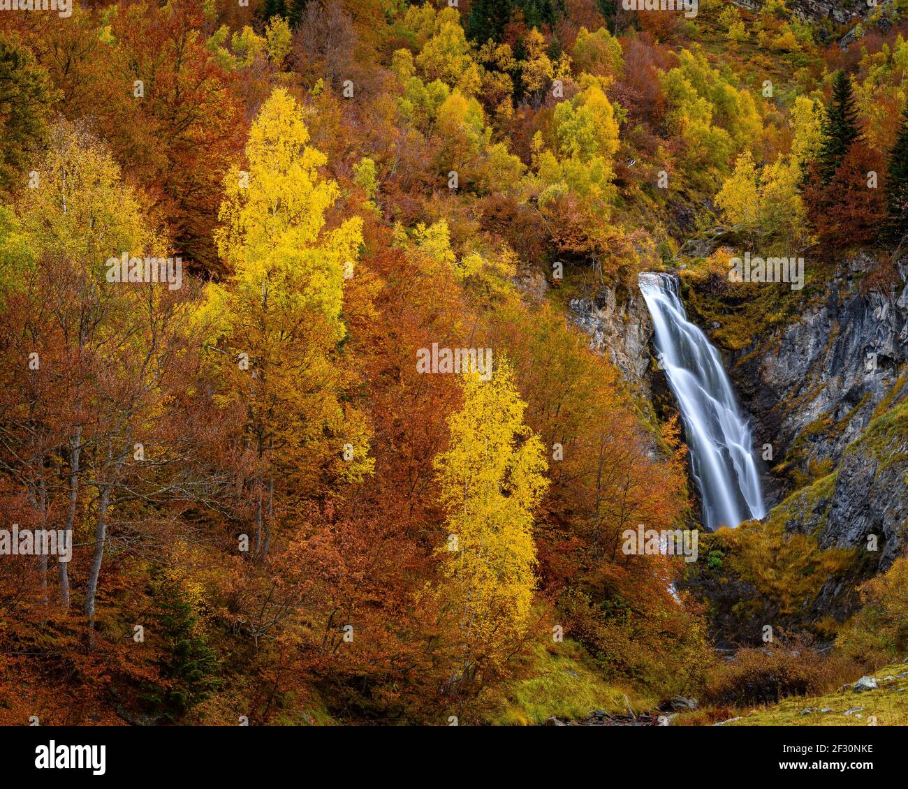 Waterfall salto del agua hi-res stock photography and images - Alamy