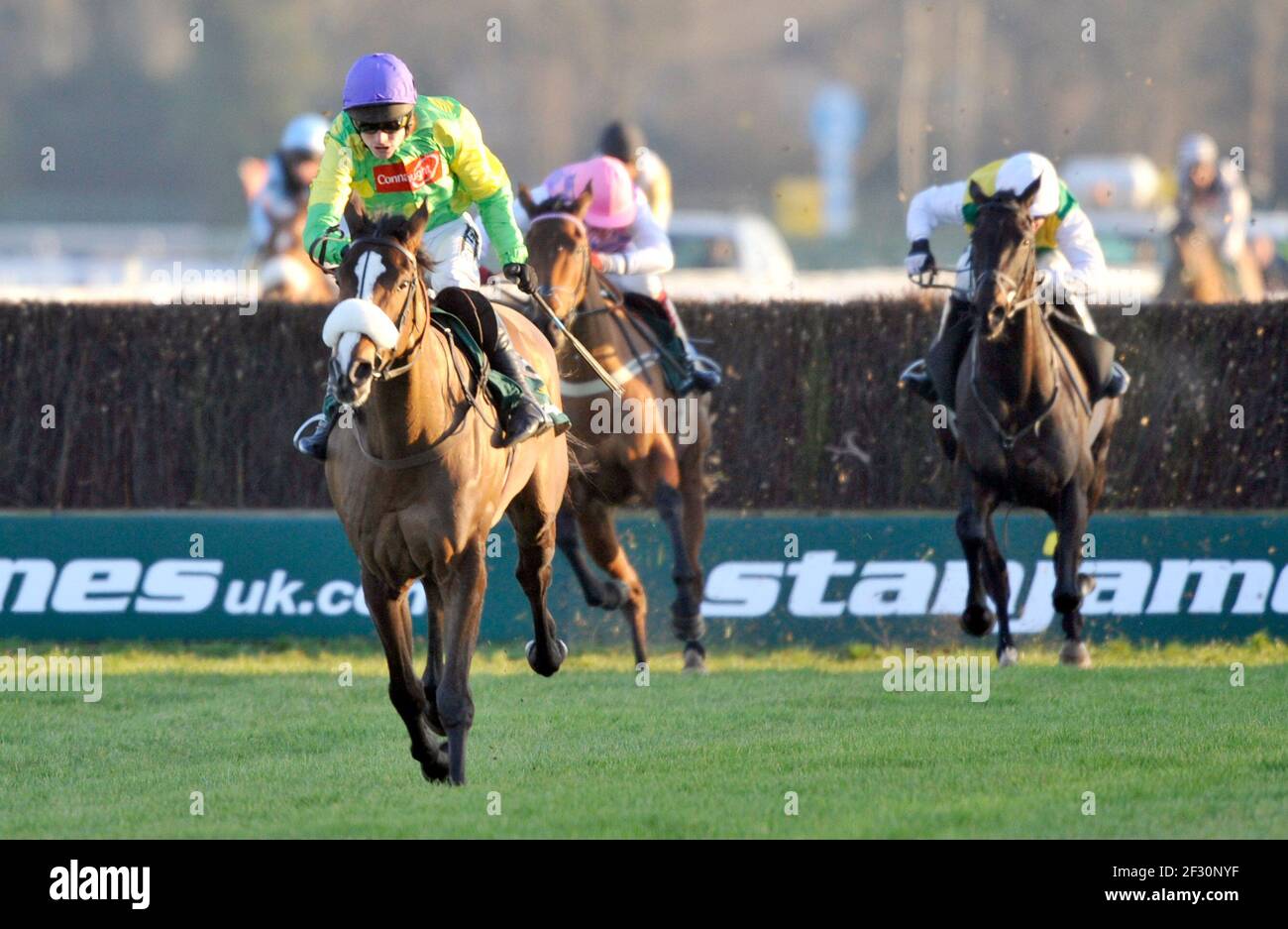 King george v1 racing hi-res stock photography and images - Alamy