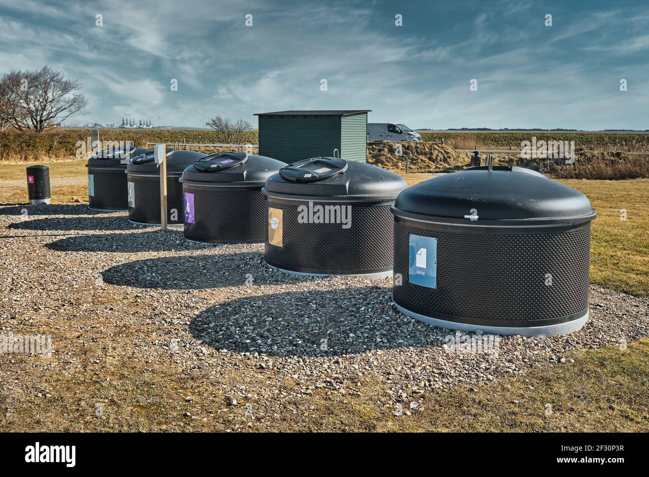 Recycling station hi-res stock photography and images - Alamy