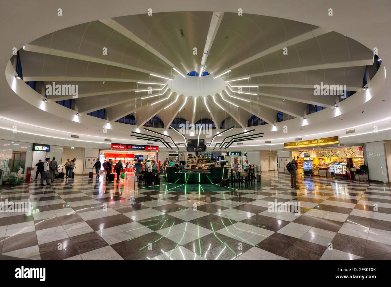 Airport of wien schwechat hi-res stock photography and images - Alamy