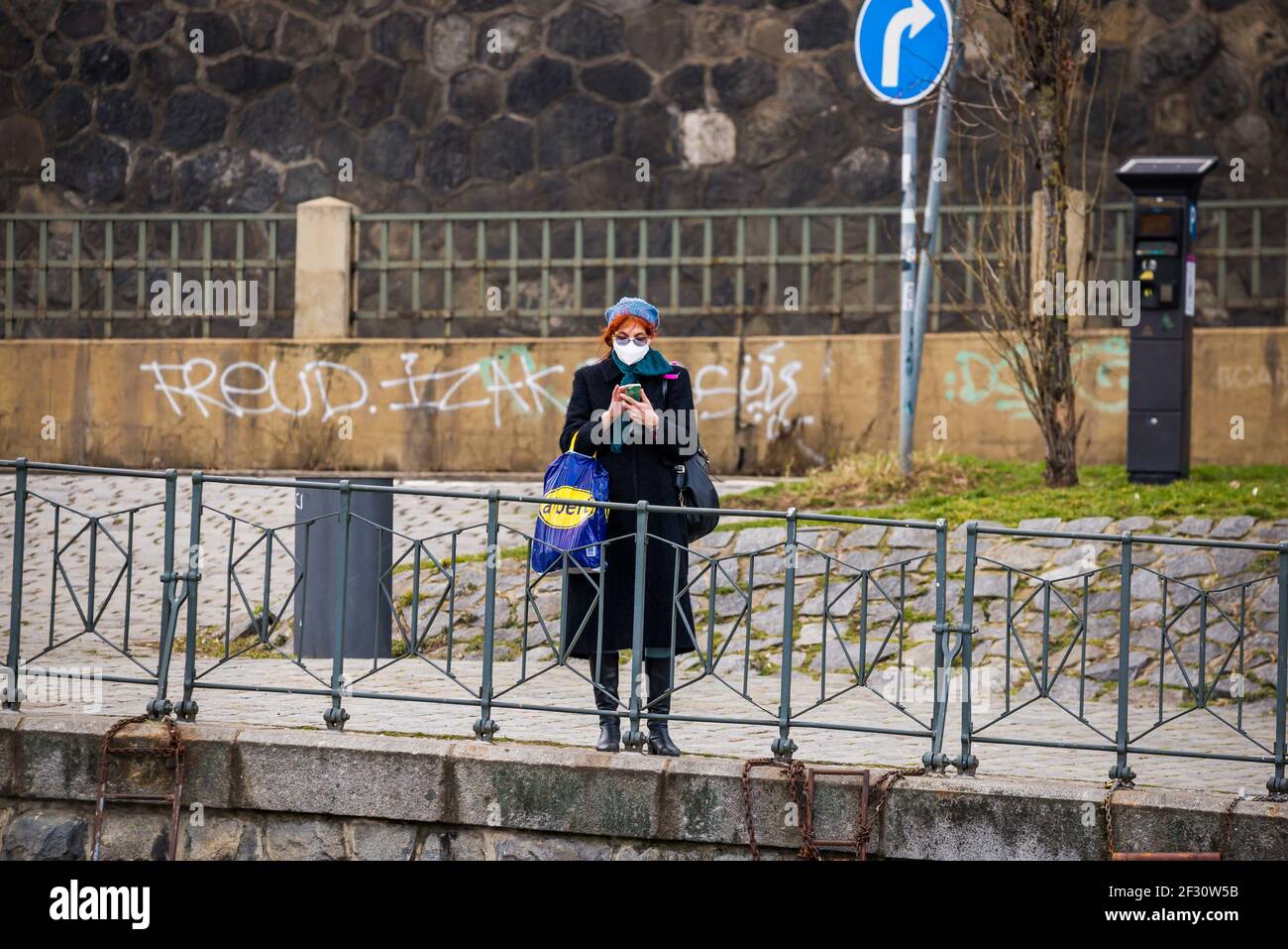 Plastic bag man face hi-res stock photography and images - Alamy