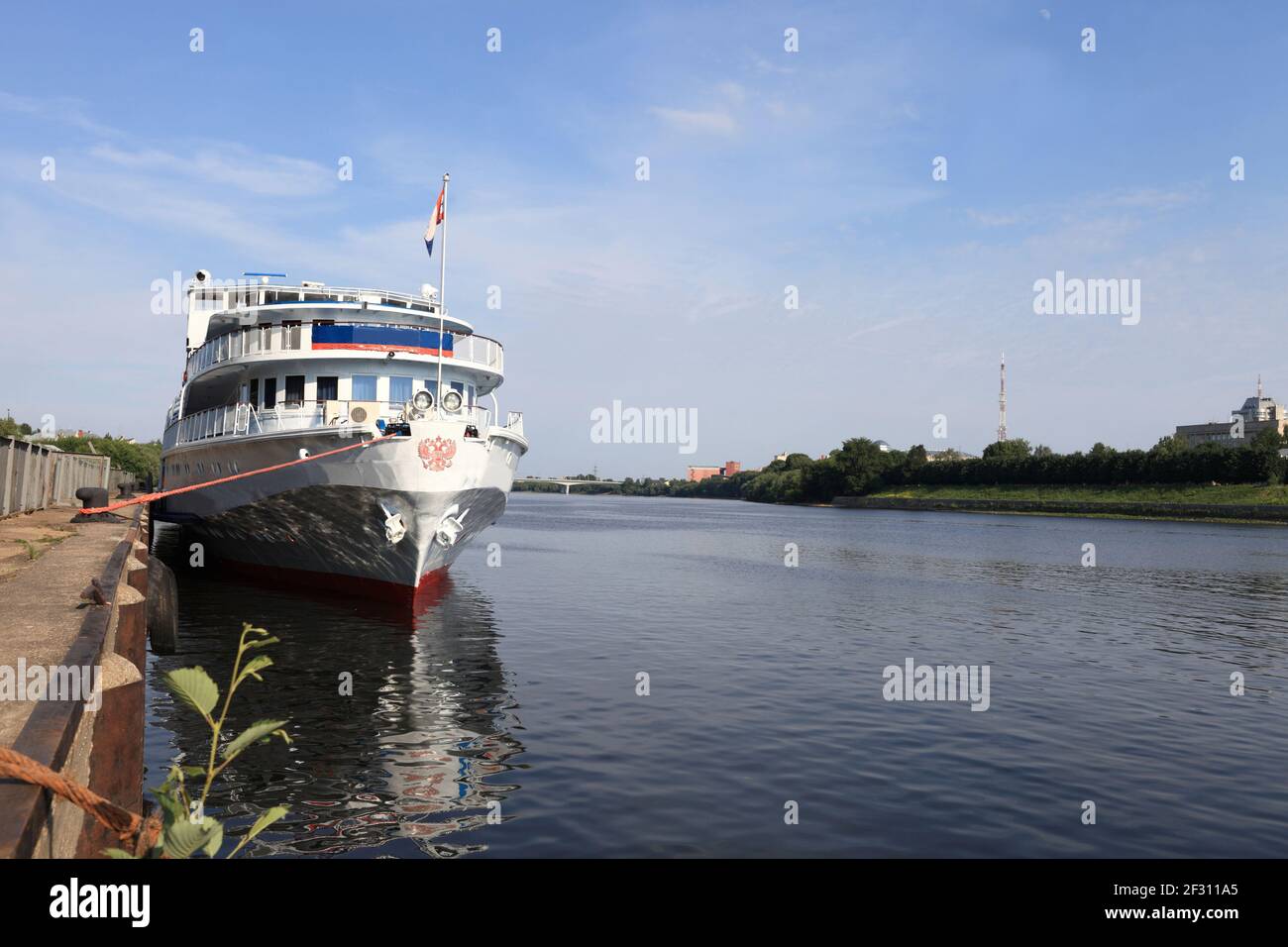 The cruise ship on Volga river in Russia Stock Photo - Alamy