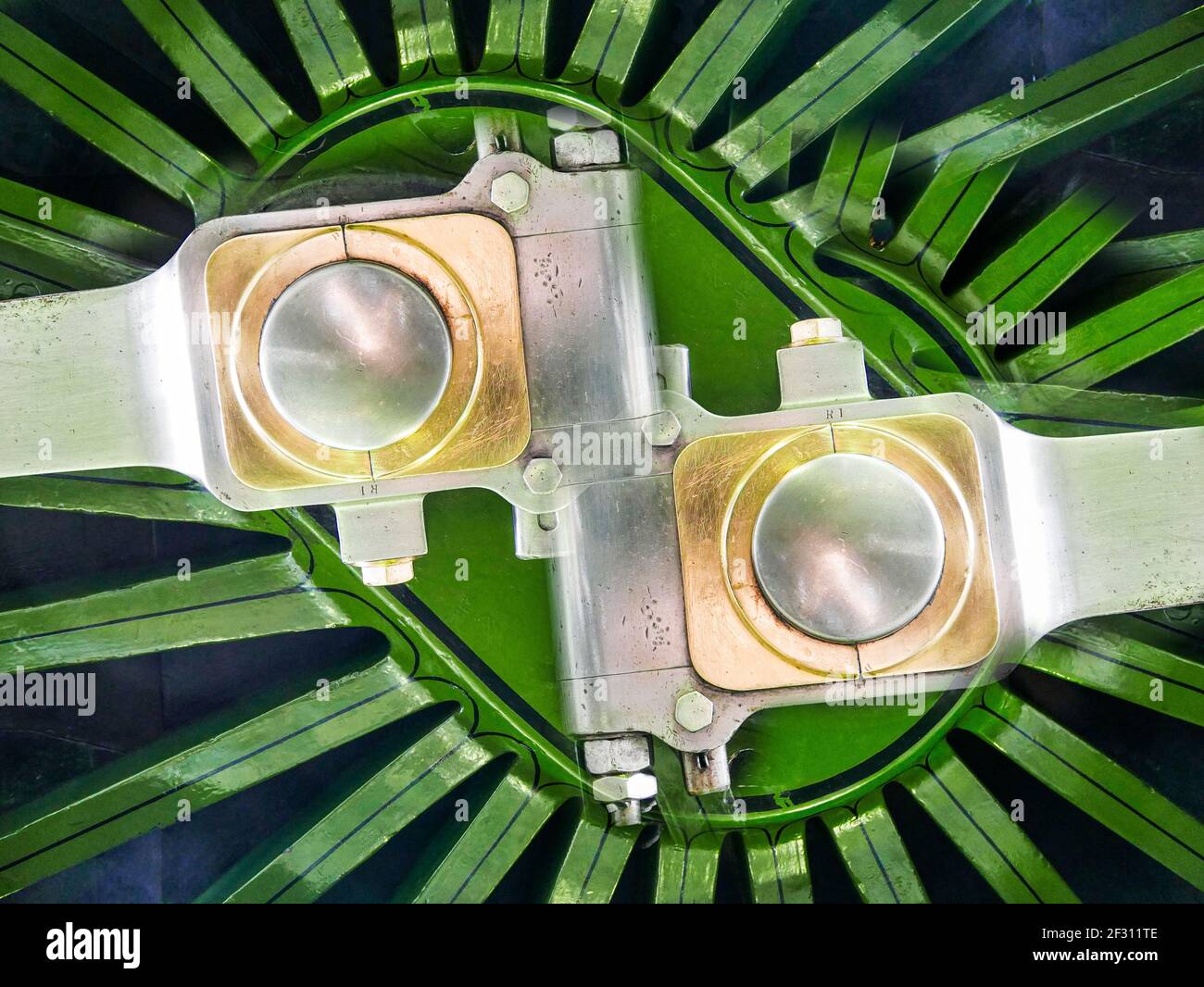 Crank engine hi-res stock photography and images - Alamy