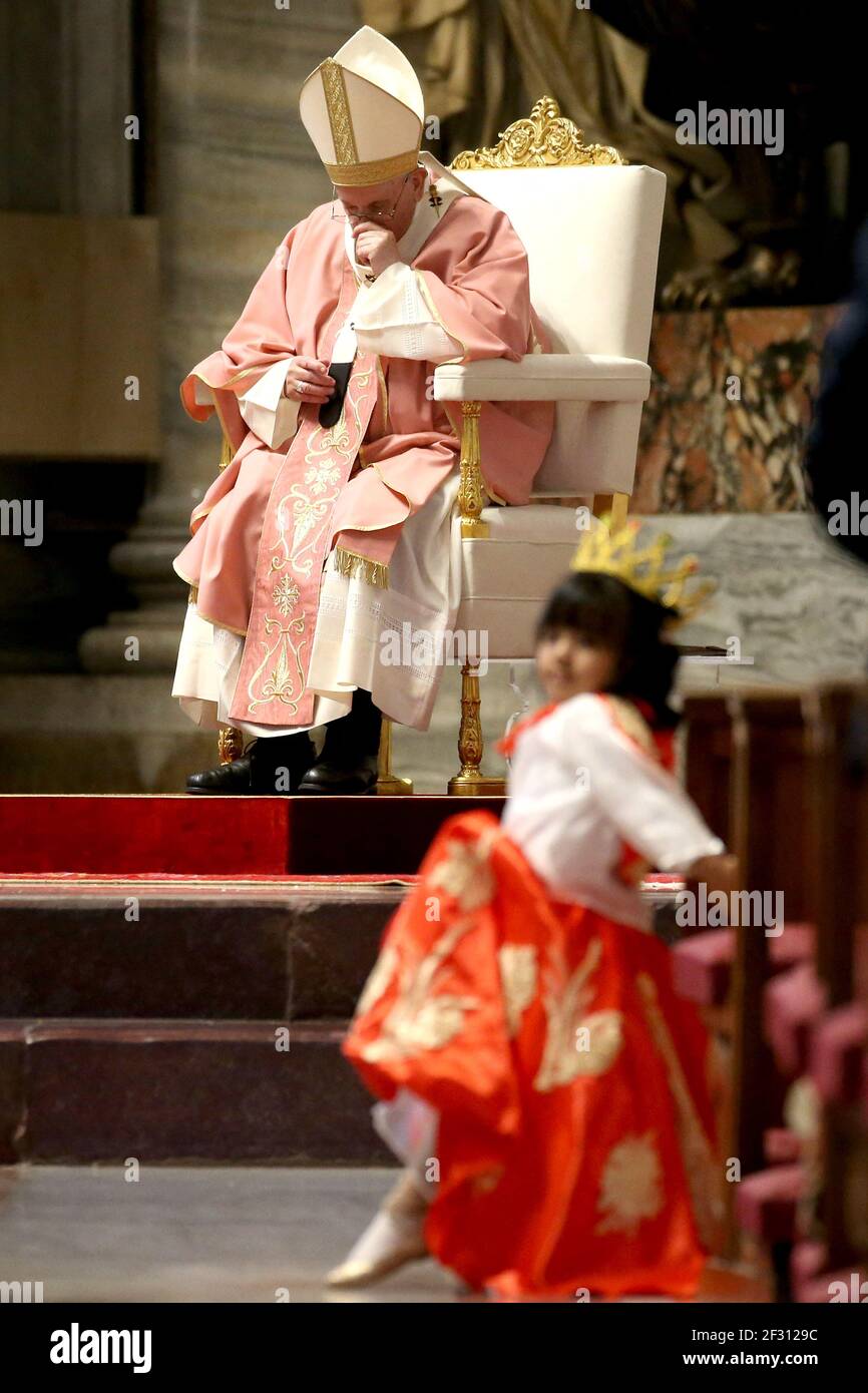 Pope Francis leads a Mass to mark 5th Centenary of the Philippine ...