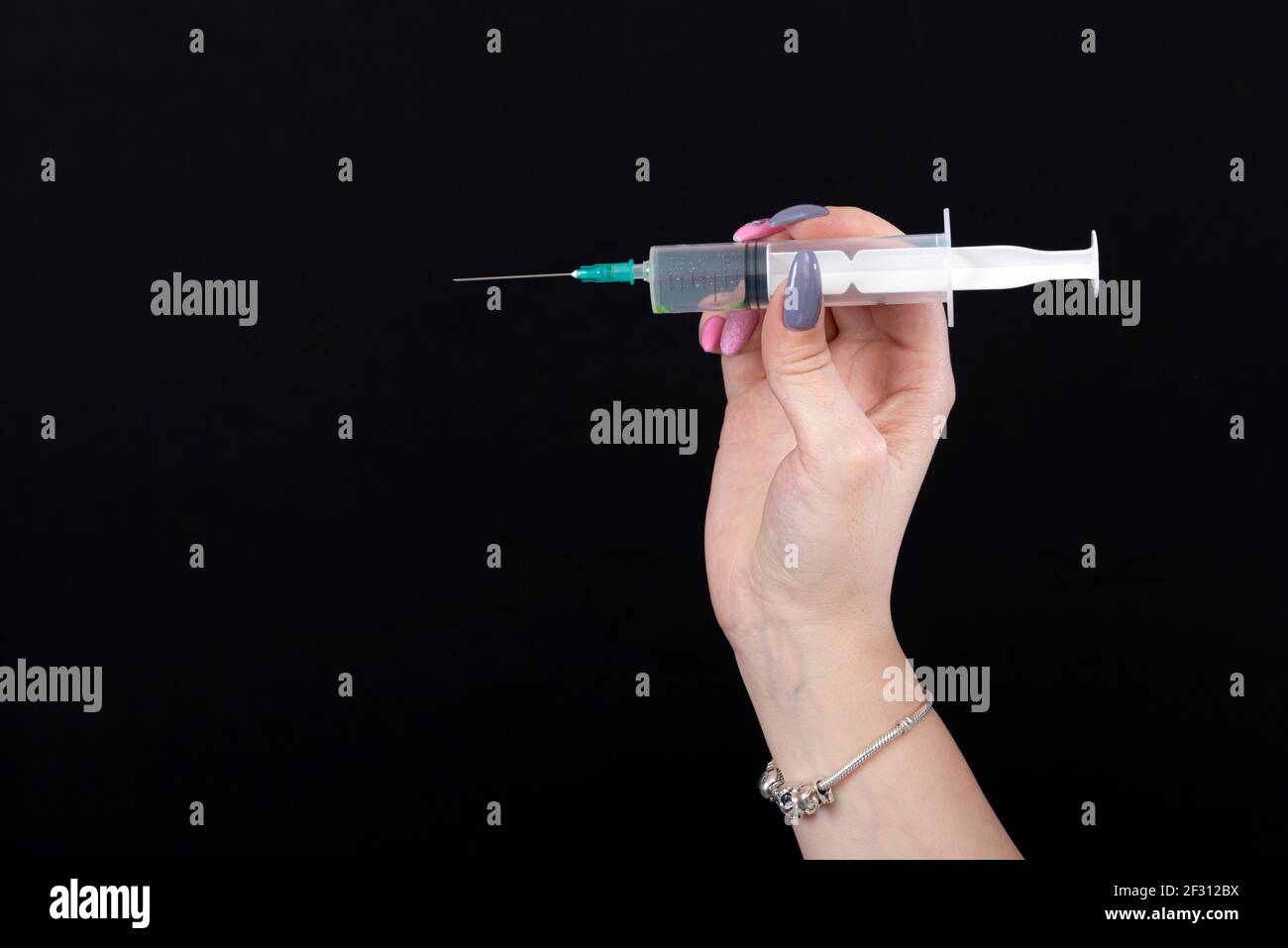 Ready for injection with hi-res stock photography and images - Alamy
