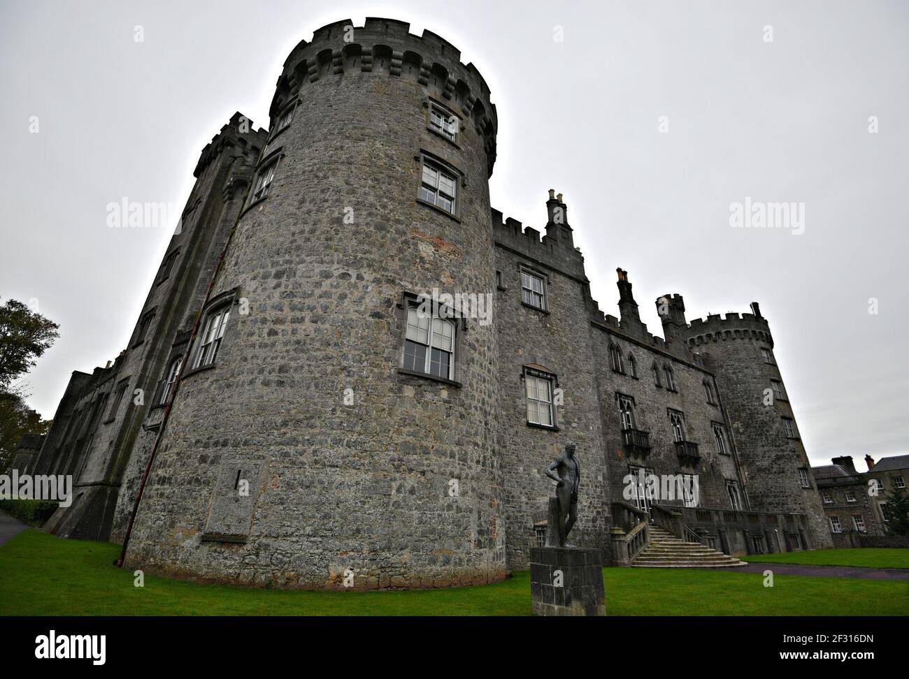 Panoramic view of the medieval Kilkenny Castle and the surrounding ...