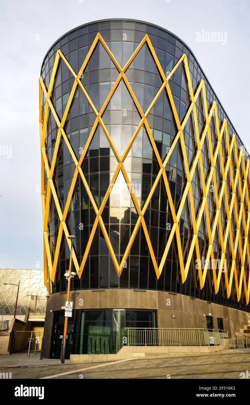 The ultra modern geometric gold and black architecture of The Catalyst ...