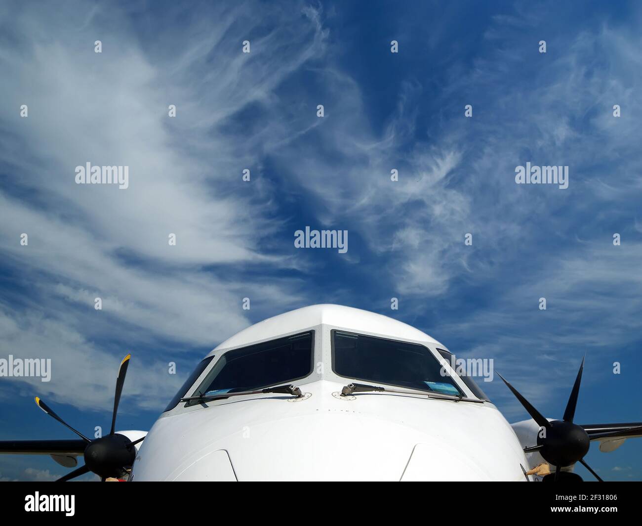 Cockpit, front cabin aircraft Stock Photo - Alamy